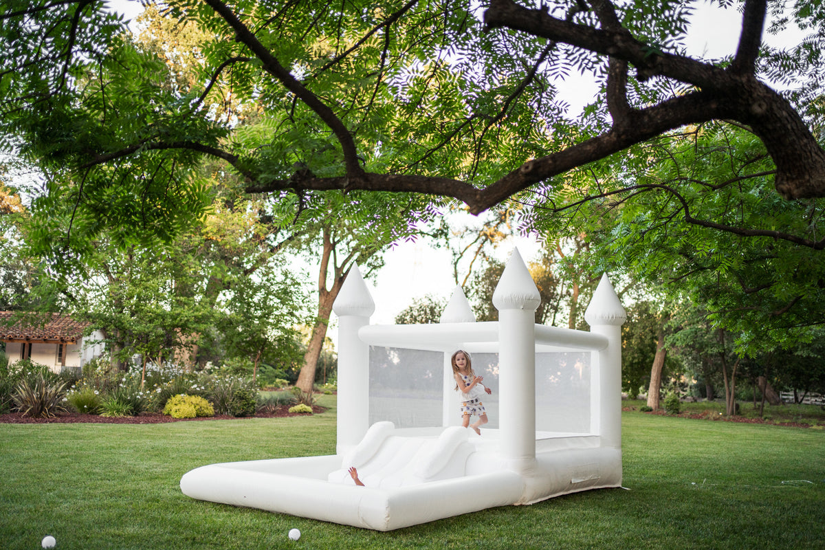 White Round Ball Pit Balls – Mini Castles White Round Ball Pit Balls – Mini Castles